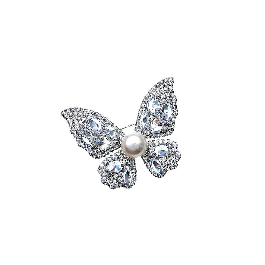 Butterfly Freshwater Pearl Brooch – CHOMEL